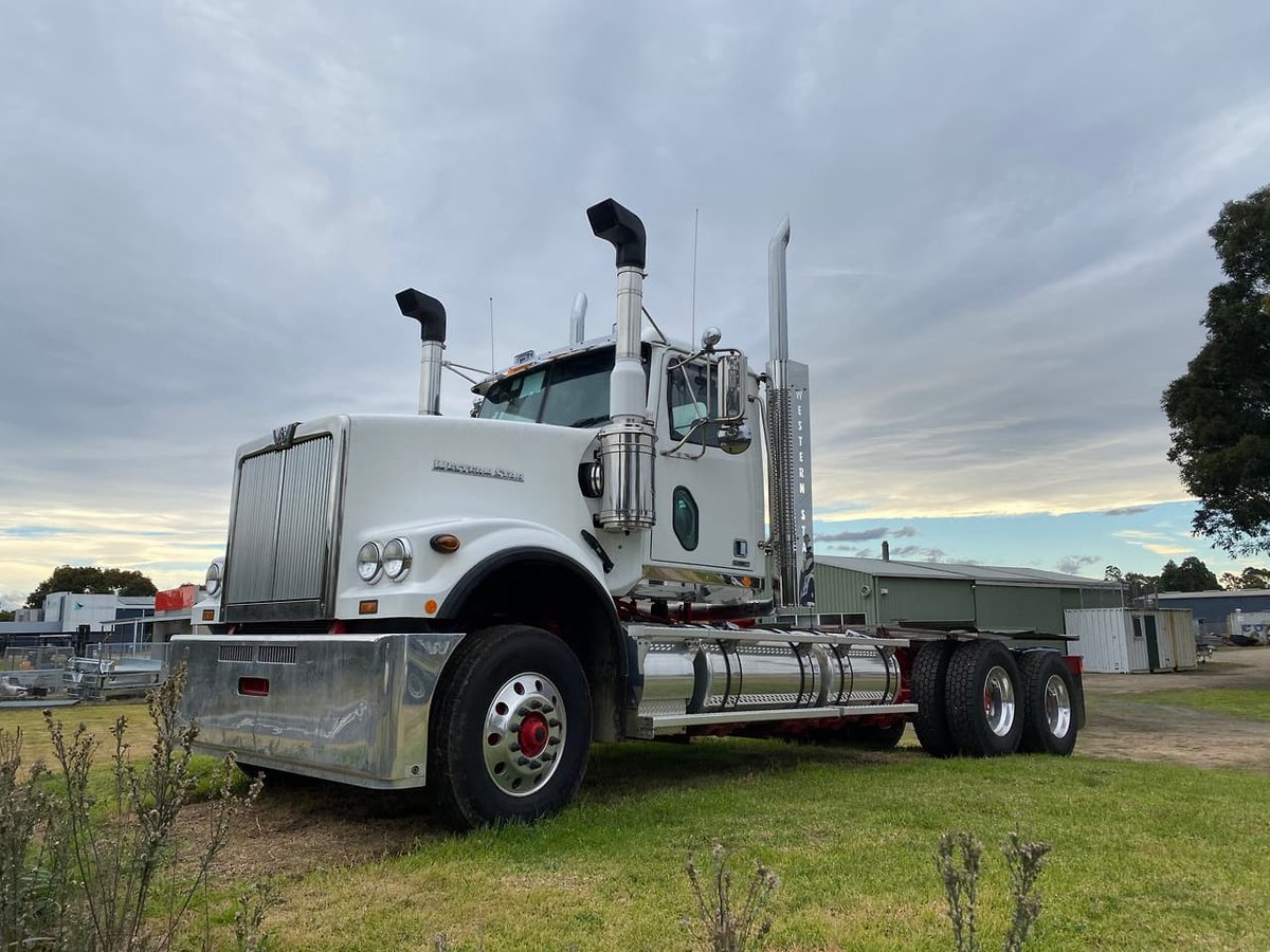 Westar Trucks - Western Star, Trucks, Isuzu Trucks, MAN, Dennis Eagle ...