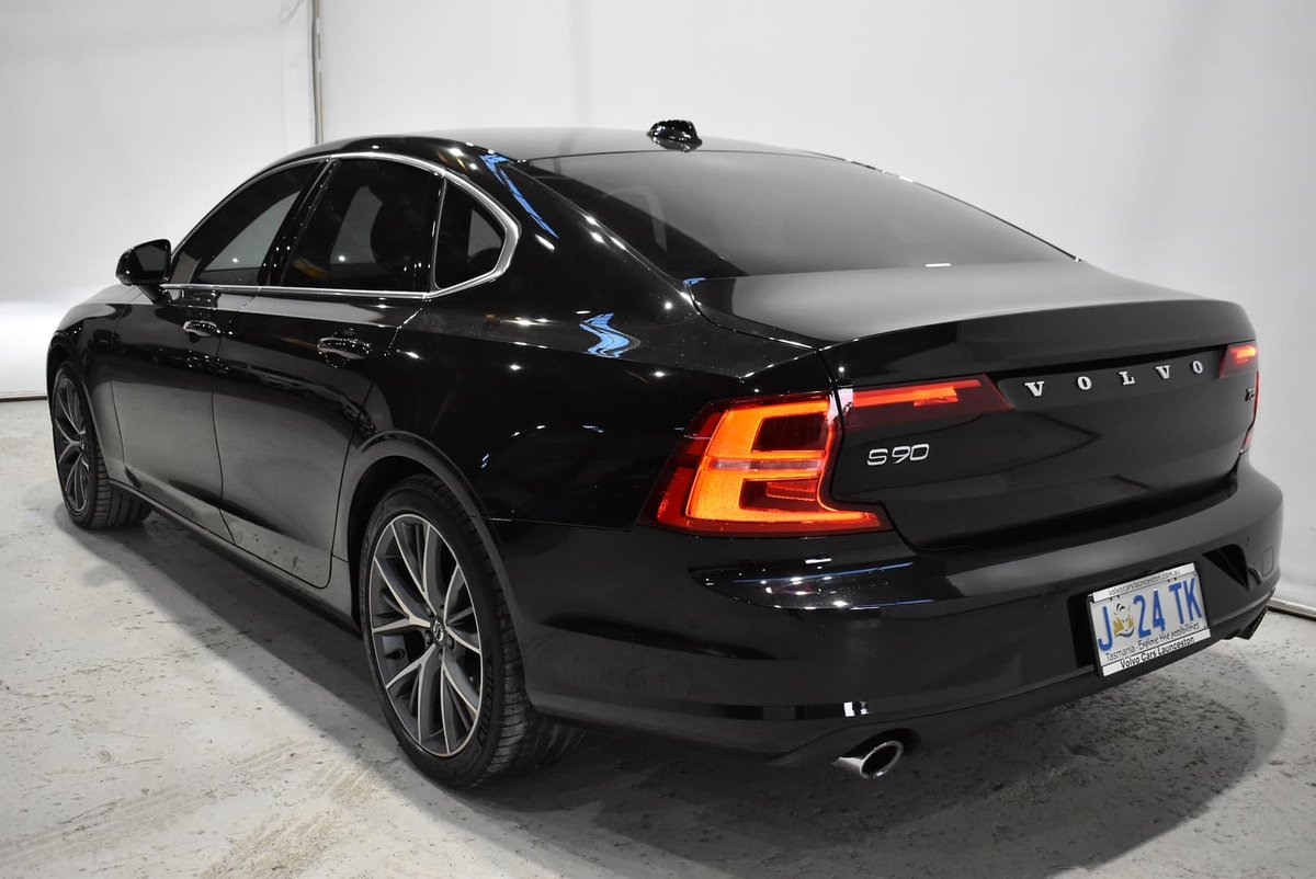 2017 Volvo S90 T5 Momentum MY18 For Sale in Launceston, TAS (Onyx Black) - Buckby Motors | Demo ...