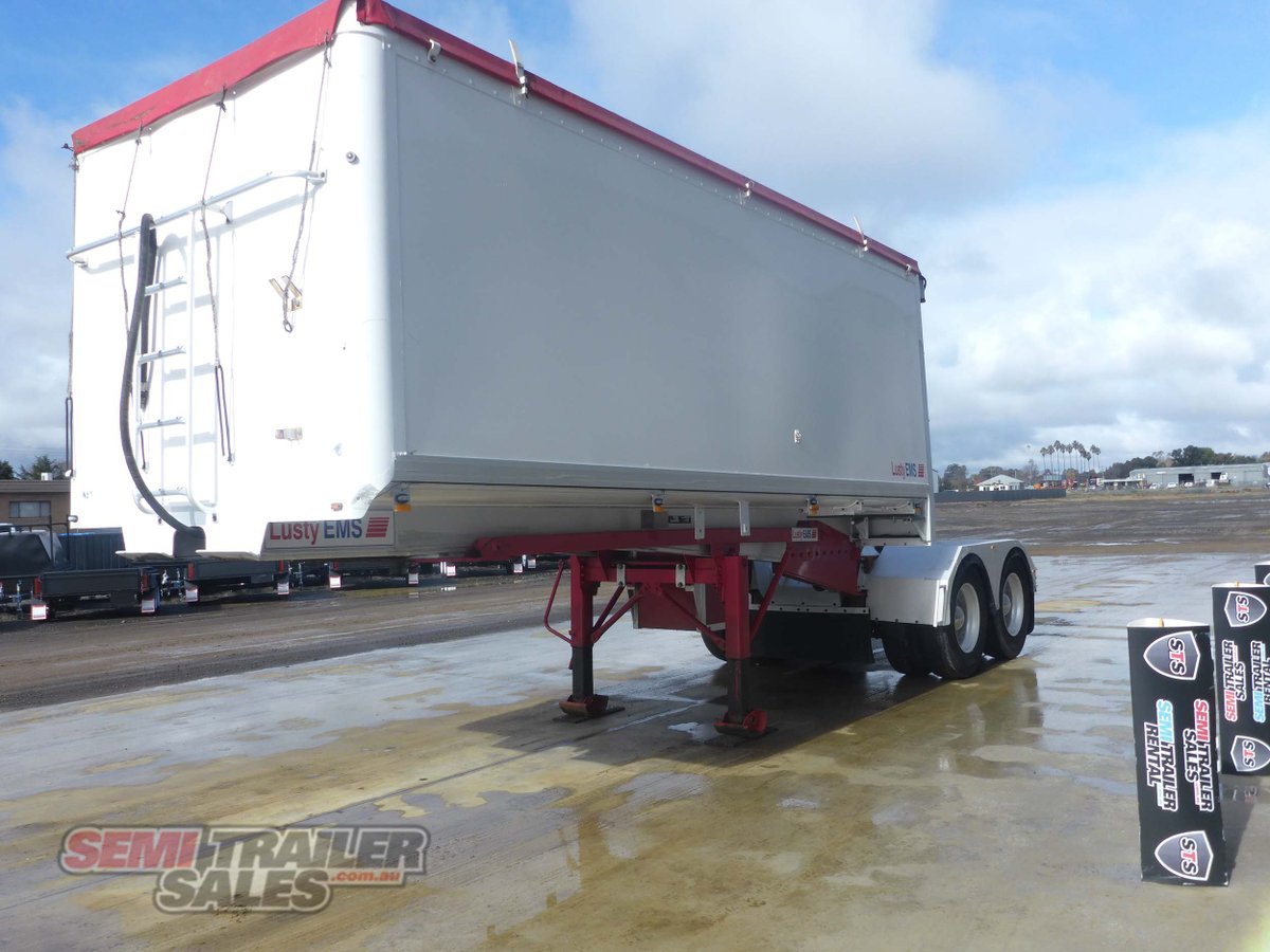 2002 Lusty TIP Over Axle Bogie Tipping A Trailer For Sale in Epsom ...