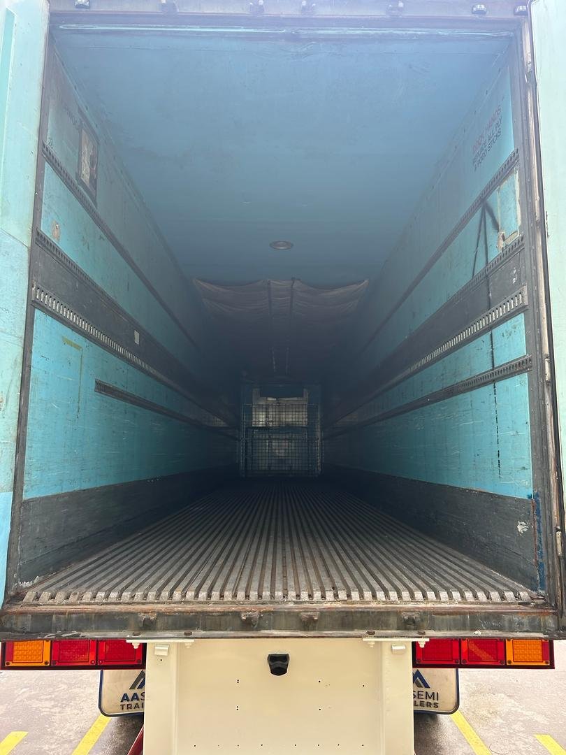 1997 Maxicube ST3 24 Pallet Chiller, Belly Locks Evap For Sale in ...