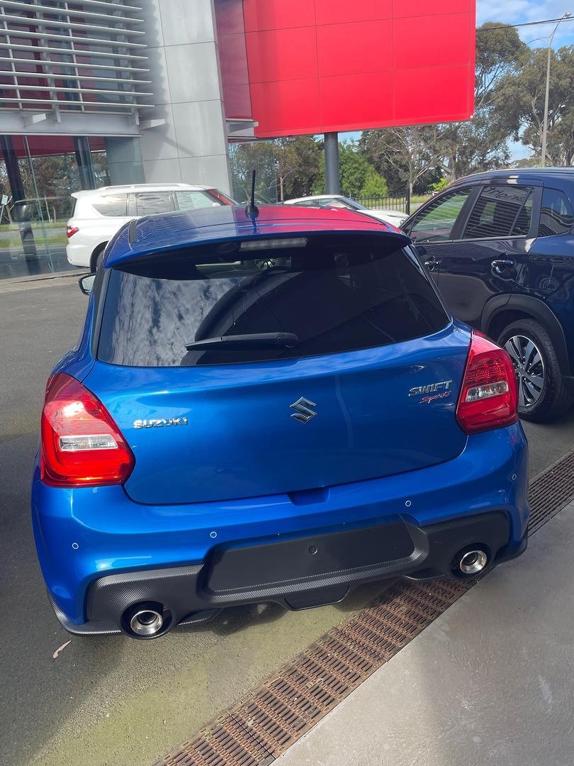 Suzuki Swift 2022 Blue