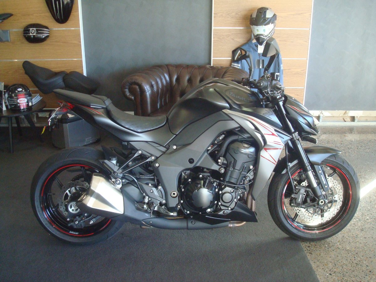 Kawasaki Z1000 Model 2021 | atelier-yuwa.ciao.jp