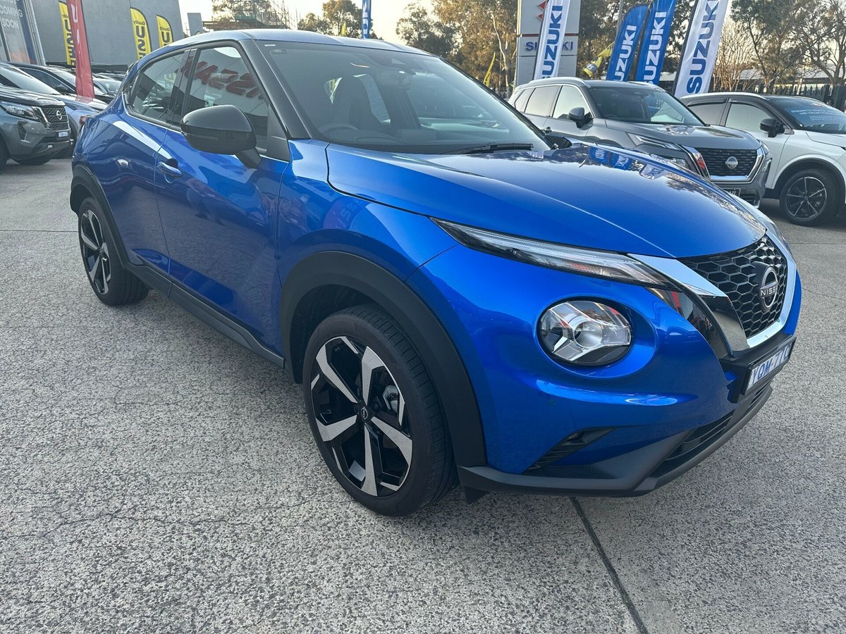 Nissan Juke 2022 Blue