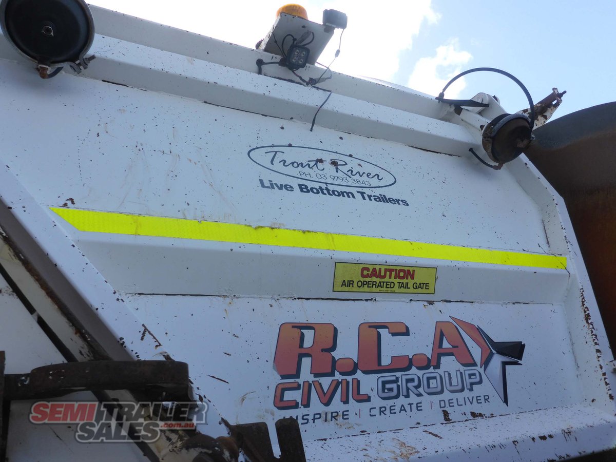 2013 AMS Trout River Live FLOOR Trailer - Rental For Sale in Epsom ...