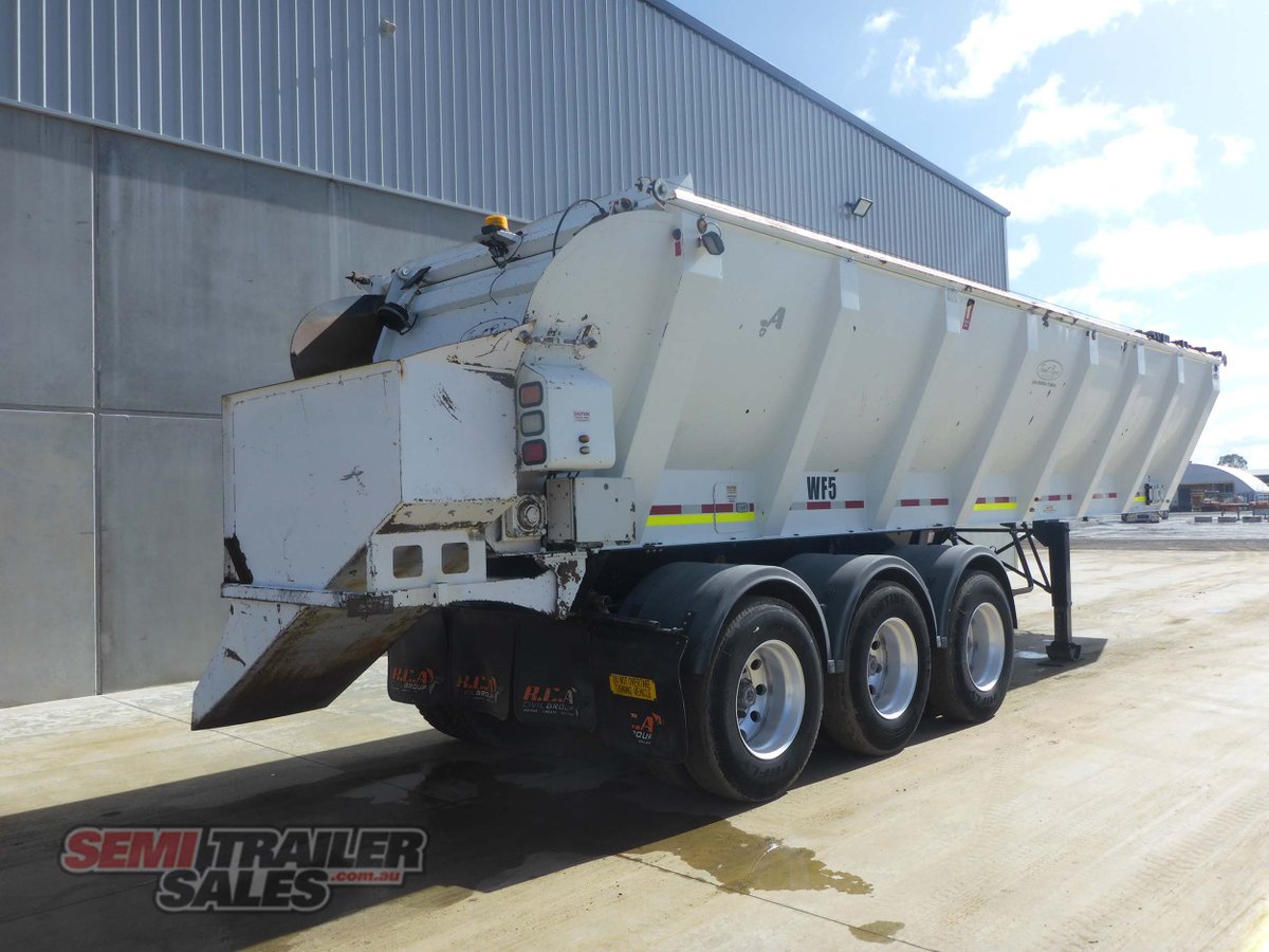 2013 AMS Trout River Live FLOOR Trailer - Rental For Sale in Epsom ...