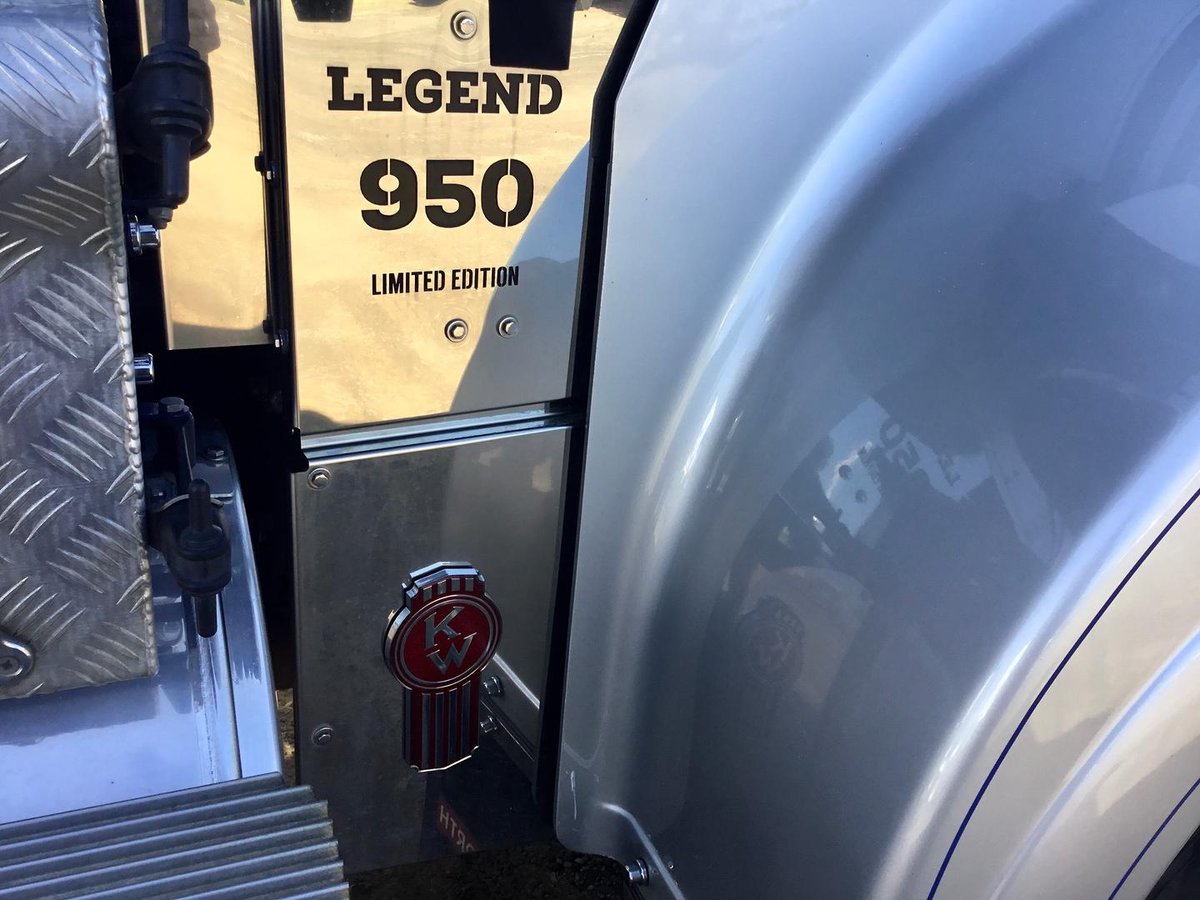 2015 Kenworth T950 Legend NO 70 OFF 75 Immac Cond Rare Find $400000+GST ...