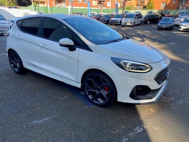 2022 Ford Fiesta St White