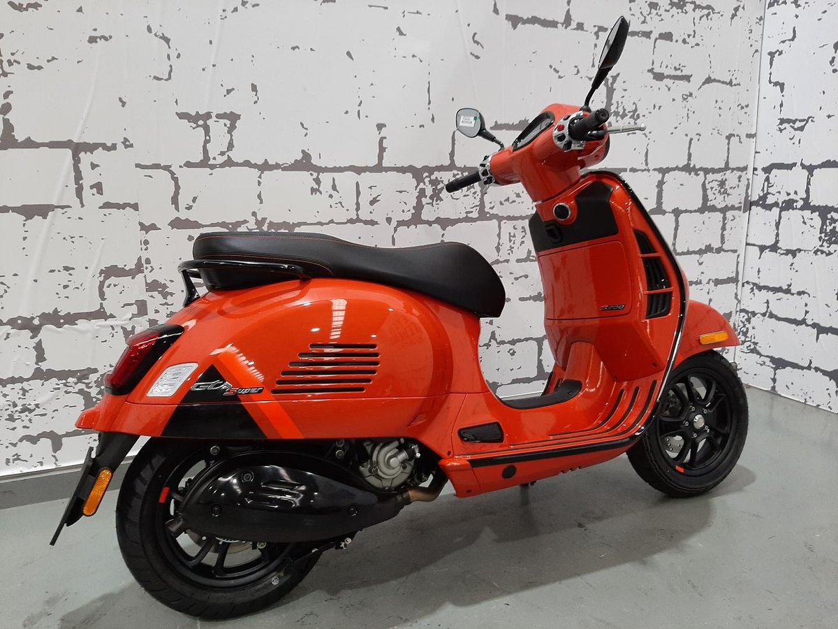 2023 Vespa GTS 300 Super Sport 300 HPE GTS For Sale at Peter Stevens ...