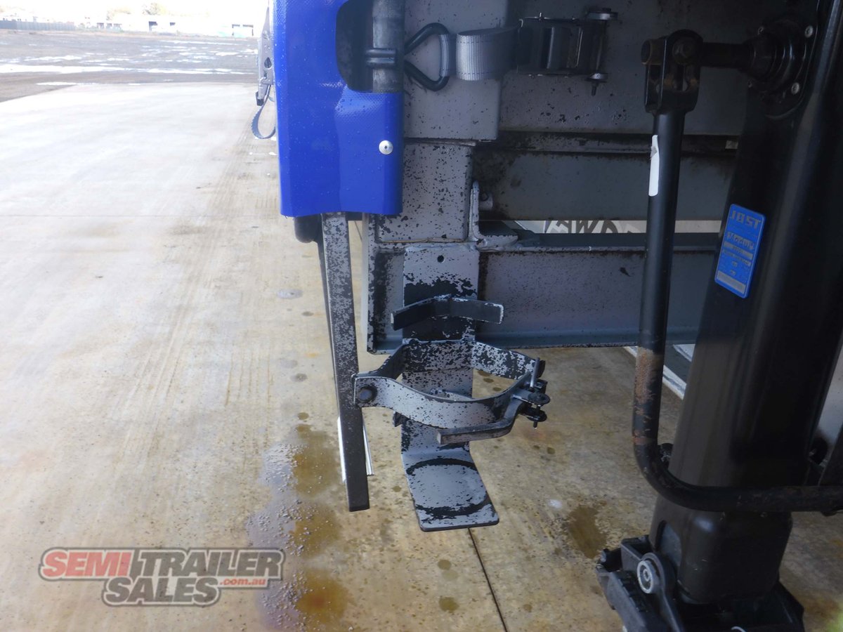 2005 Vawdrey 34 Pallet Dropdeck B Double SET With Mezz Deck - Rental ...