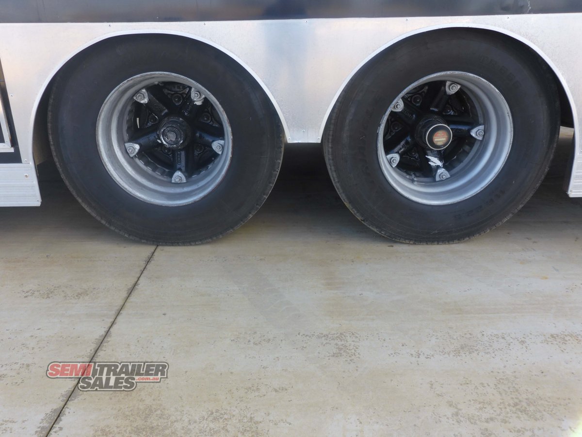 2018 MCF Enclosed Race CAR Transporter For Sale in Epsom, Bendigo ...