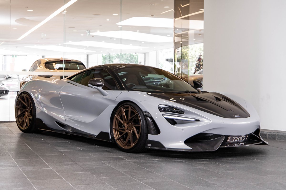 Mclaren P14