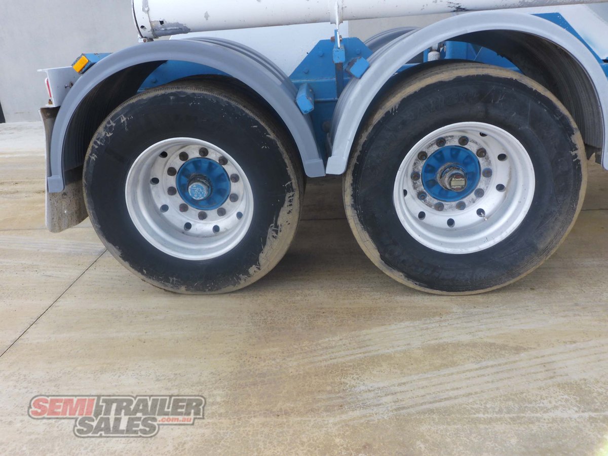 1990 Airgas Engineering Bulk Tanker B Double SET For Sale in Epsom ...