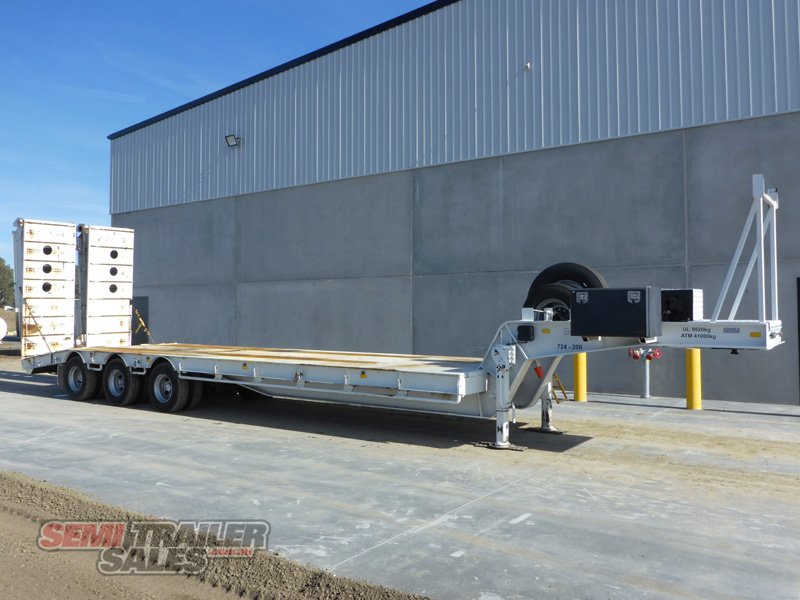 2011 Custom Stoodley 43.5FT TRI Axle FLOAT With BI-Fold Ramps For Sale ...