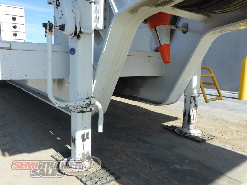 2011 Custom Stoodley 43.5FT TRI Axle FLOAT With BI-Fold Ramps For Sale ...