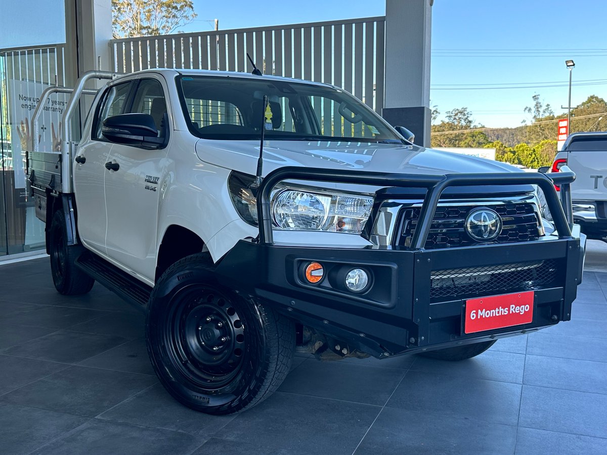 2019 TOYOTA Hilux Hilux 4x4 SR 2.8L T Diesel Automatic Double Cab C/C 1Y46310 004 For Sale in ...