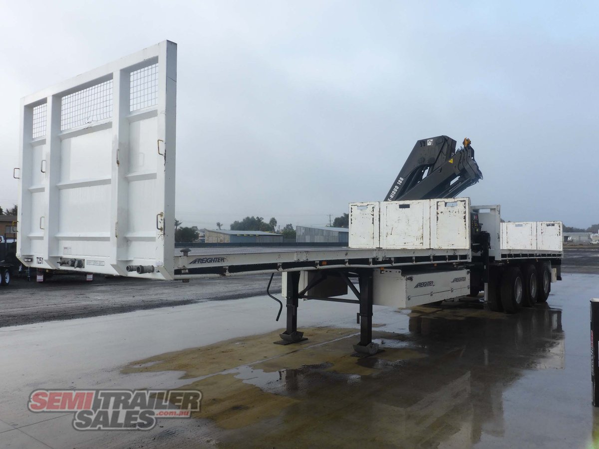 2018 Maxitrans FLAT TOP With MID Mount Crane For Sale in Epsom, Bendigo ...