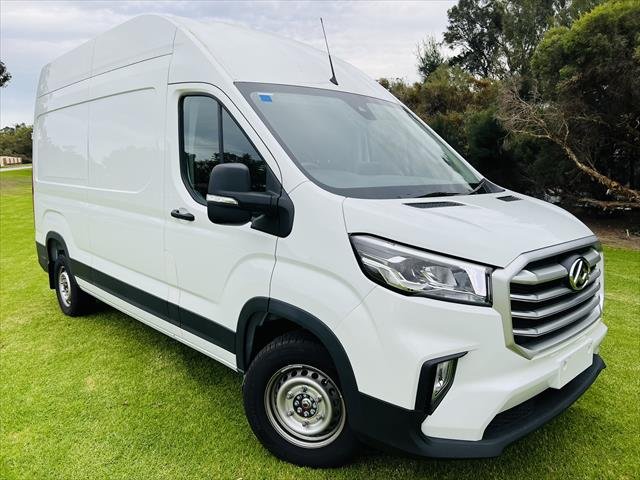 Deliver 9 Large Van | Motorcorp LDV