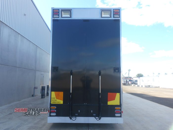 2018 MCF Enclosed Race CAR Transporter For Sale in Epsom, Bendigo ...