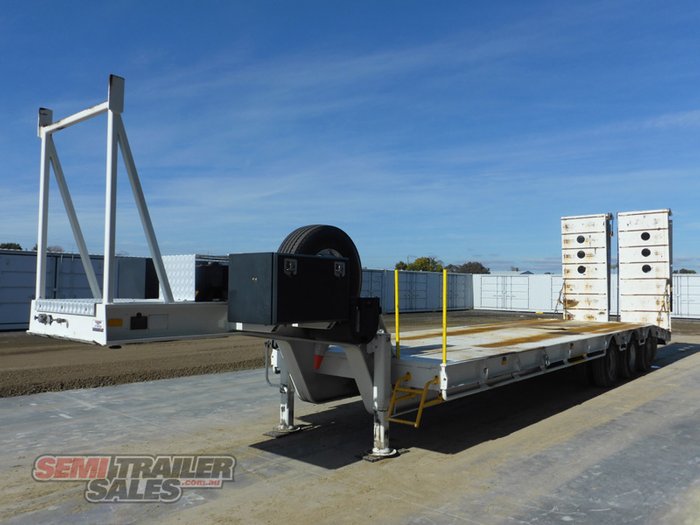 2011 Custom Stoodley 43.5FT TRI Axle FLOAT With BI-Fold Ramps For Sale ...